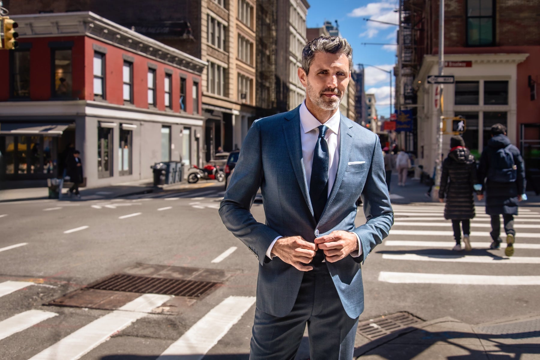 Acustom Apparel | Bringing Modern Technology to Classic Tailoring